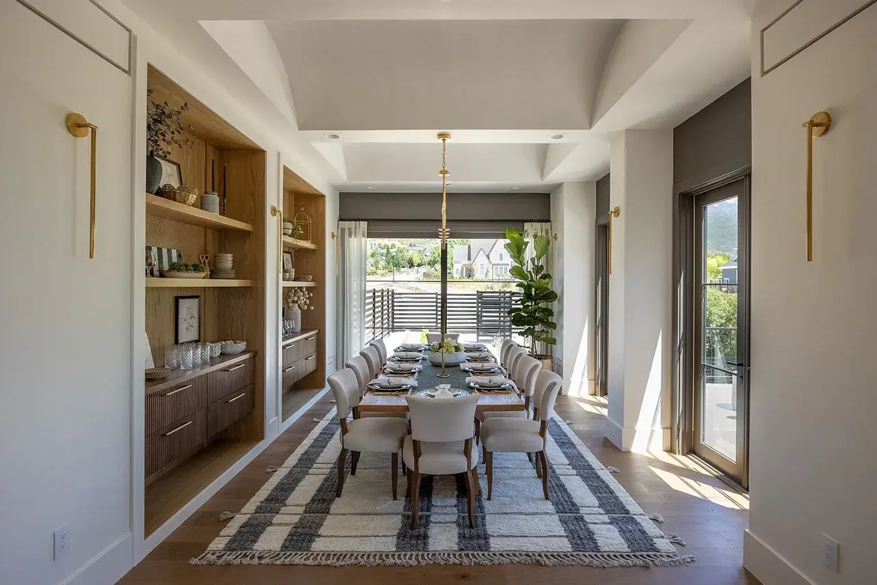 Luxury Custom Home Portfolio | E Builders